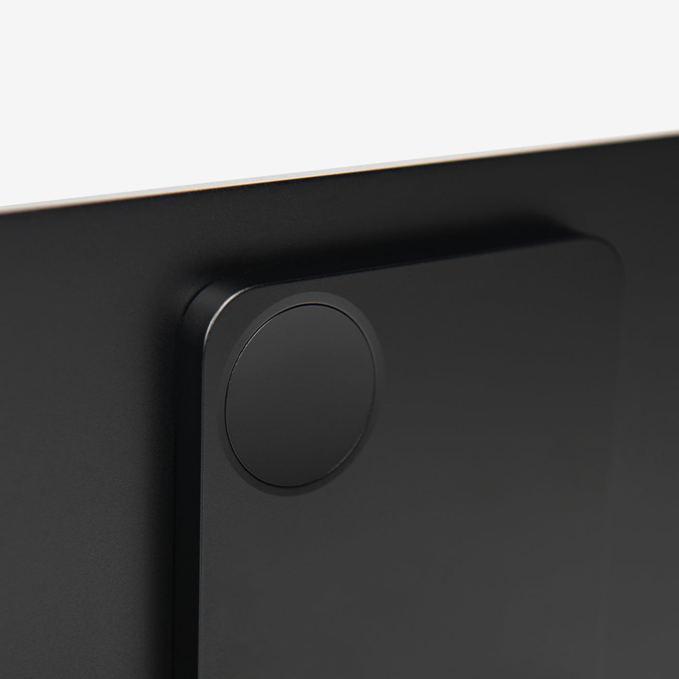 FlipAction Pro 16” Gen 2 · SOTSU